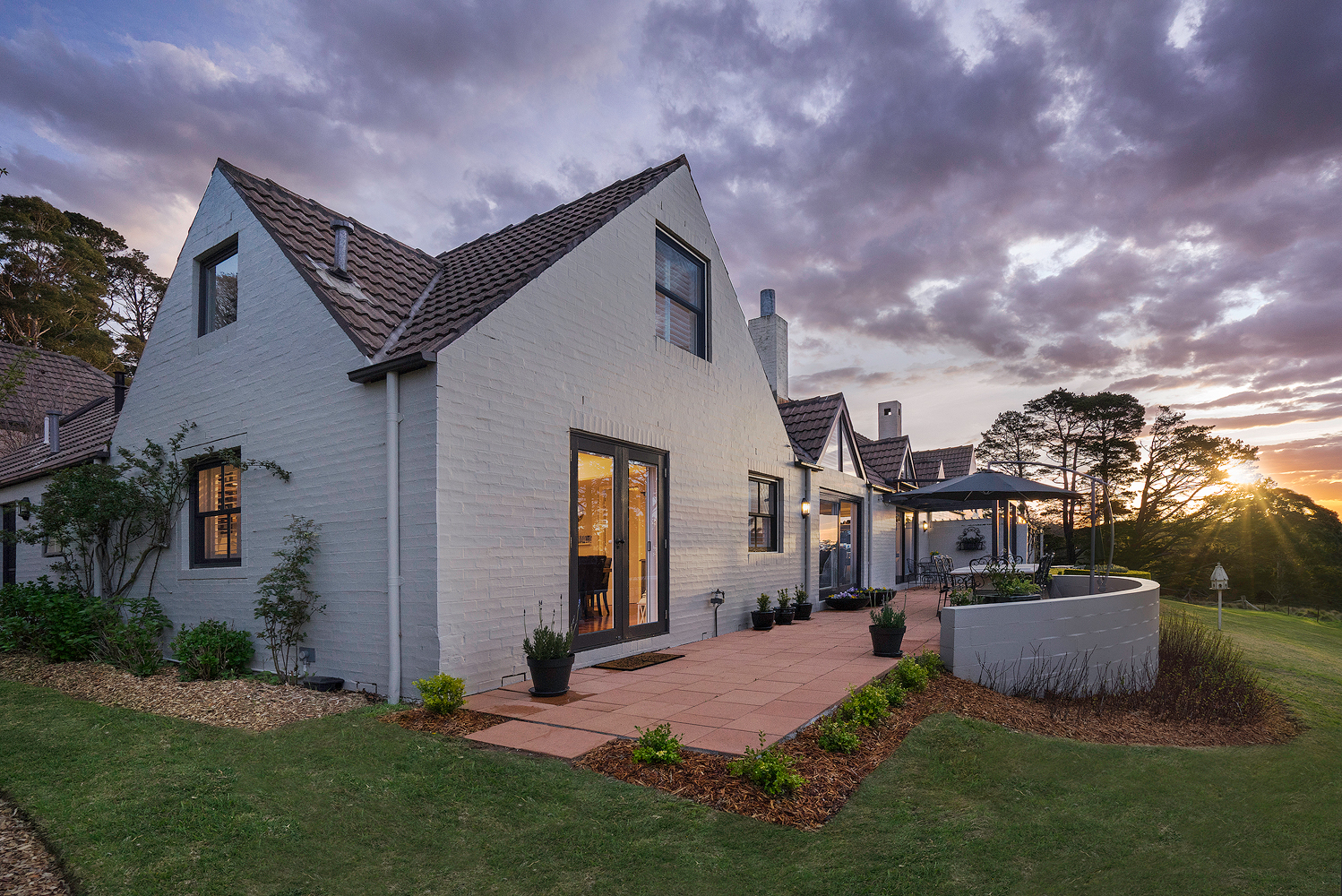 Sunset Exterior Professional Photography For Real Estate In Sydney ...